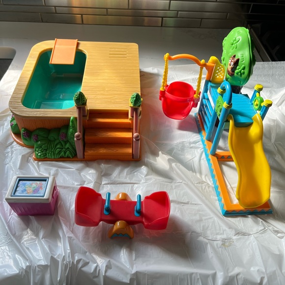 Dora The Explorer | Toys | Dora The Explorer Pool Deck And Play Lot ...